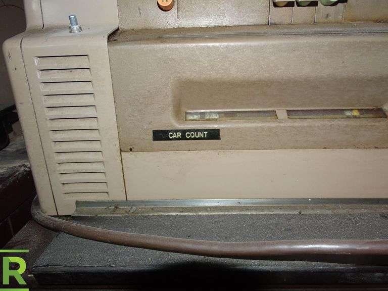 NCR Vintage Cash Register - Roller Auctions