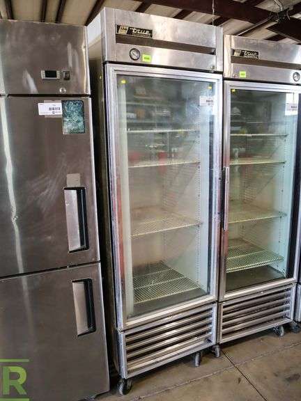 True T23-G Single Glass Door Refrigerated Merchandiser - Roller Auctions