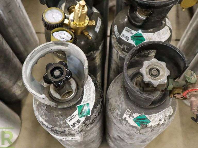 (6) Nitrogen Compressed Tanks - Roller Auctions