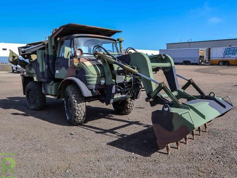 Unimog UD03KA 4WD Loader/Backhoe - Roller Auctions