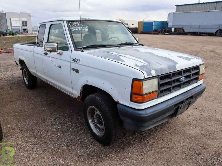 1992 Ford Ranger Custom 4WD Pickup - Roller Auctions