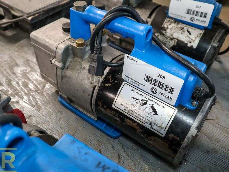 Robinair 15600 Vacuum Pump - Roller Auctions
