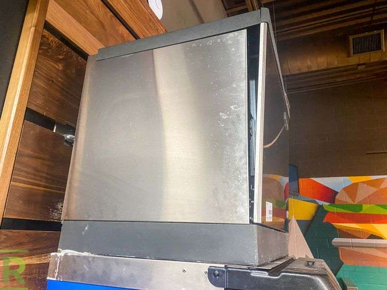 Scotsman CME1056RS-32F Ice Maker With Rooftop Remote Condensor - Roller ...