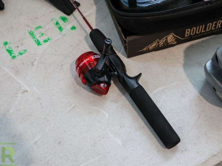 (2) Loomis Fishing Rods w/ Reels, Zebco Dock Demon Fishing Pole and ...