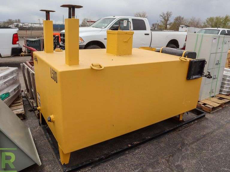 Leeboy L500 Tack Tank, 500-Gallons - Roller Auctions