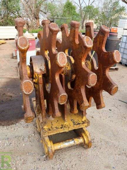 Sheepsfoot 36" Compaction Wheel For Excavator, Fits Caterpillar 349 ...