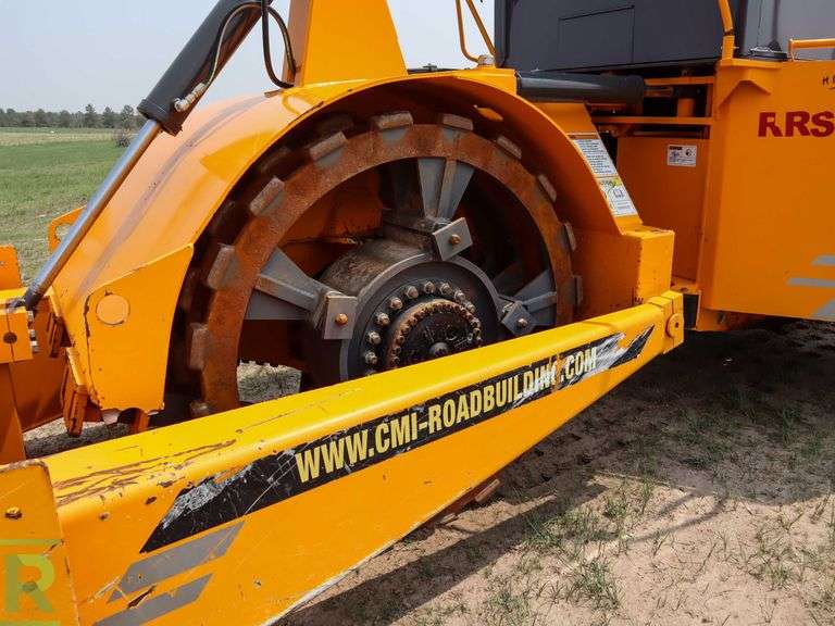 2017 CMI SP-3 Open Wheel Compactor, Cummins 225 HP Diesel Engine, Tier ...