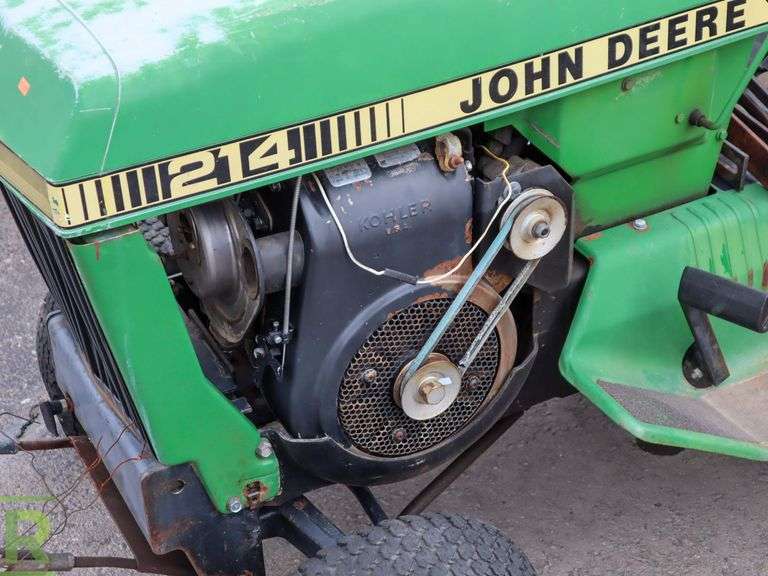 John Deere 214 Lawn Tractor, Gas, Inoperable - Roller Auctions