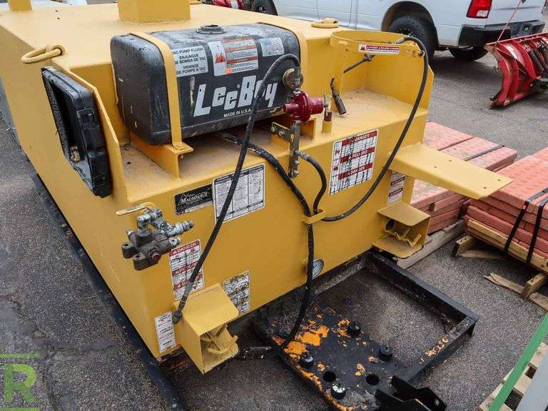 Leeboy L500 Tack Tank, 500-Gallons - Roller Auctions