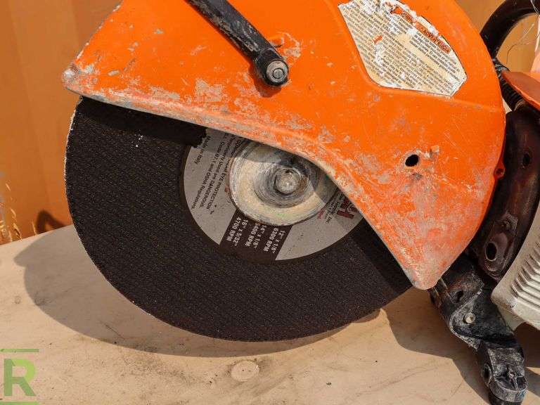 Stihl TS420 Gas Demolition Saw With Blade - Roller Auctions