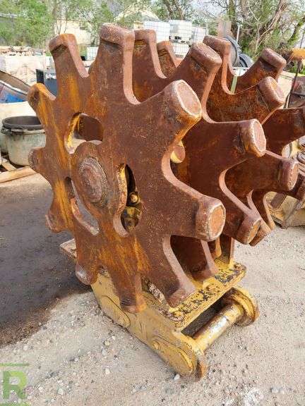 Sheepsfoot 36" Compaction Wheel For Excavator, Fits Caterpillar 349 ...