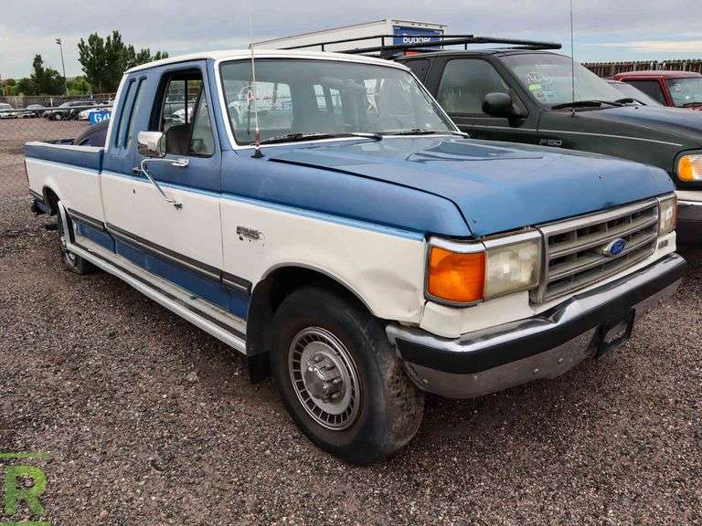1990 Ford F250 RWD - Roller Auctions