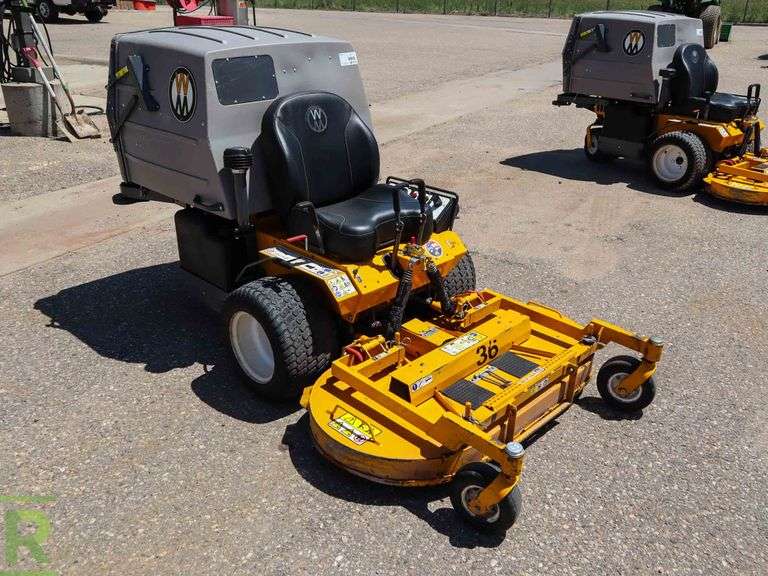 2019 Walker MTGHS 25i Zero Turn Ride-On Mower - Roller Auctions