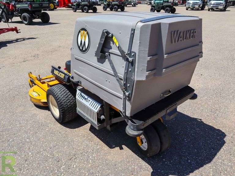 2019 Walker MTGHS 25i Zero Turn Ride-On Mower - Roller Auctions