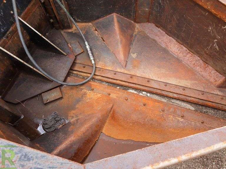 71044617 Tink 720 Claw Attachment, 2.7 CYD Capacity, Fits John Deere ...