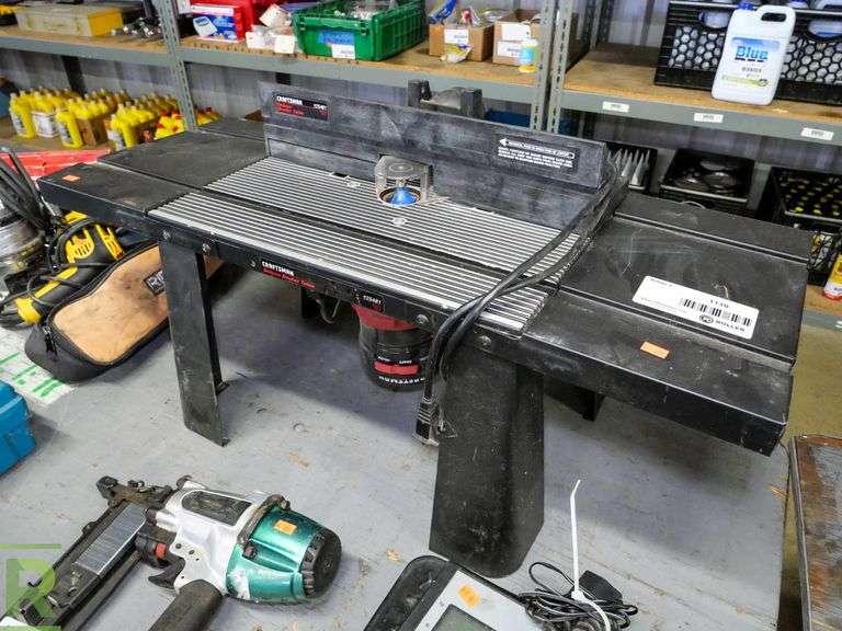 Craftsman 315.175040 Router With 925481 Deluxe Router Table - Roller ...