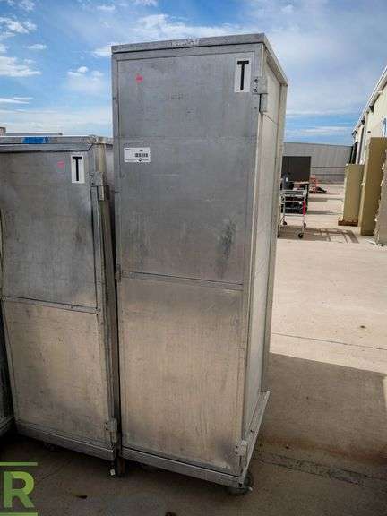 Eastern Steel Rack Co. Proofing Cart - Roller Auctions