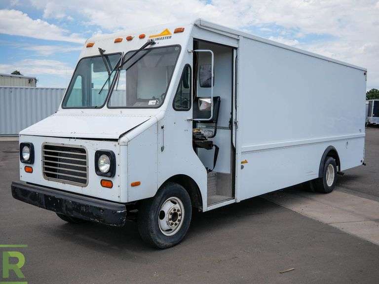 1986 GMC Utilimaster P3500 2WD Step Van - Roller Auctions