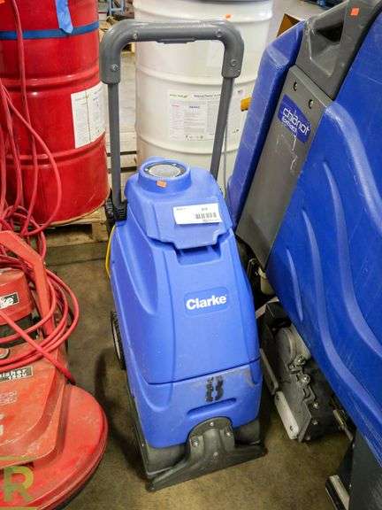 Clarke Clean Track Carpet Extractor - Roller Auctions