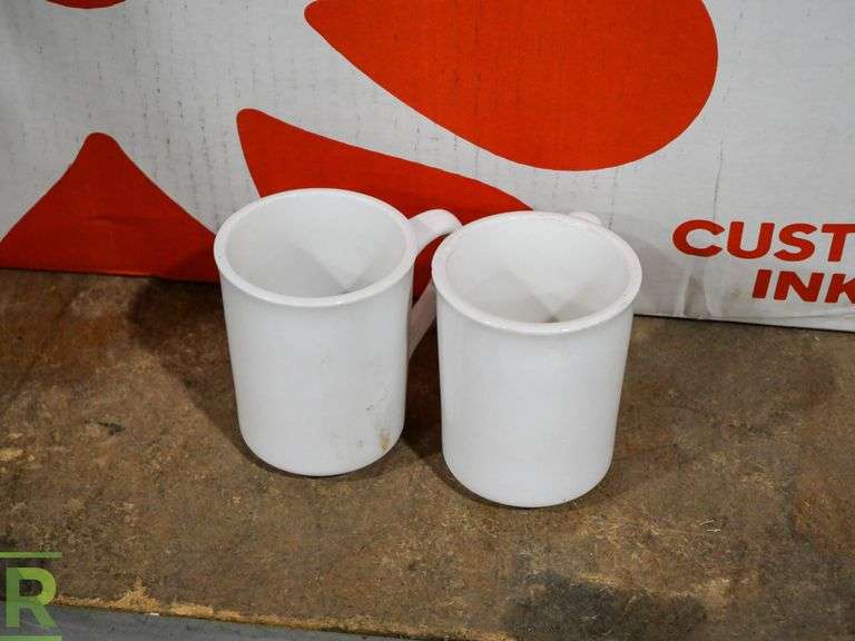 Box of Sysco Ware Coffee Mugs - Roller Auctions