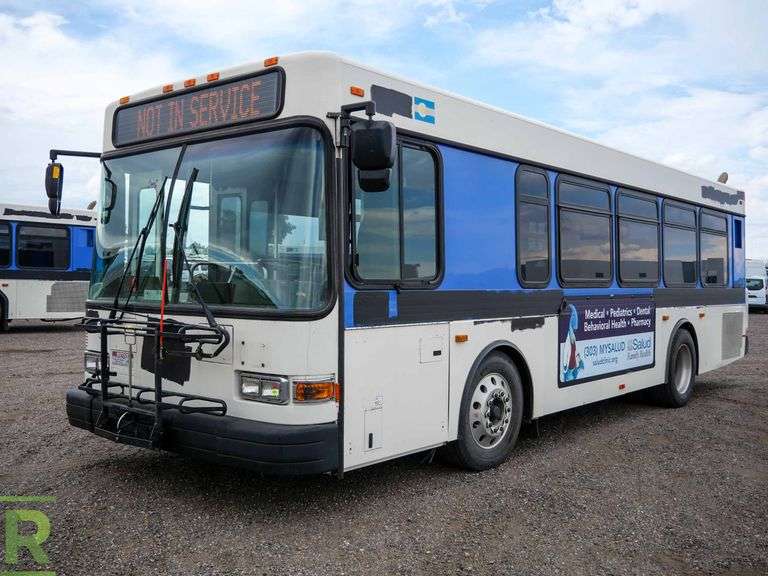 2006 Gillig G29E102R2 RWD 45-Passenger Transit Bus - Roller Auctions