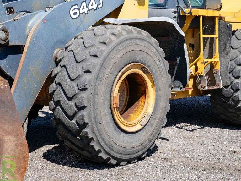 2006 John Deere 644J Wheel Loader - Roller Auctions