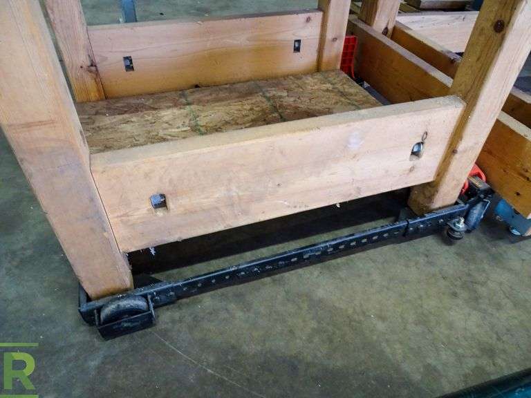 Porter Cable 6902 Router Table on Casters With Incra Ultra Jig And ...