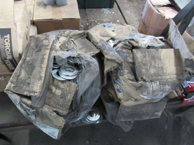 HEAVY DUTY STEEL CHAIN RACK WITH WOOD INSERT SHELF WITH CONTENTS ...