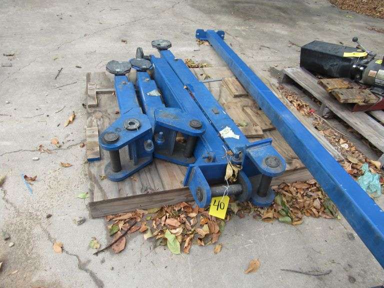 2-POST AUTOMOTIVE LIFT, FORWARD MDL DP97, 9,000-LB CAPACITY, NO POWER ...