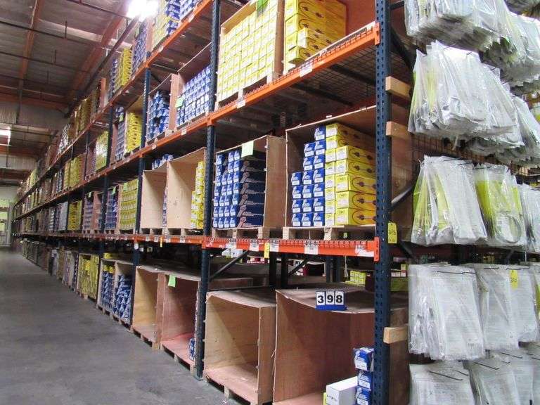 EMPTY PALLET RACK, TEAR DROP STYLE, APPROX. 8' X 42" X 16' TALL W/WIRE ...