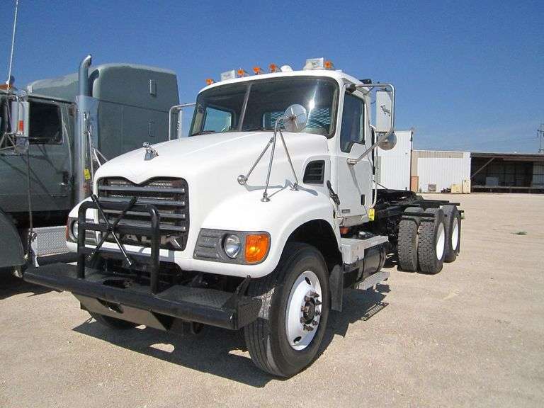 MACK GRANITE CV713 WINCH TRUCK, VIN# 1M2AG11Y27M065442, MDL CV713 ...