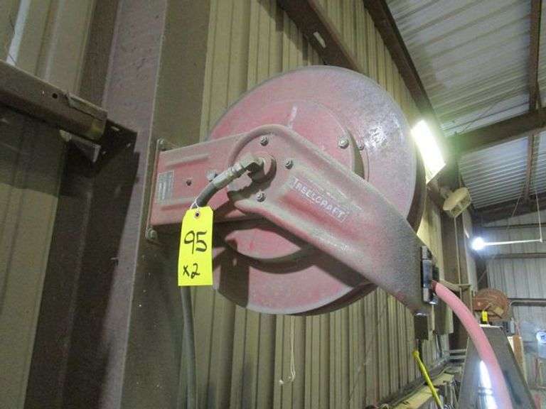 ALEMITE AIR HOSE REEL MDL 7336-B *BOLTED TO WALL - BIDDER RESPONSIBLE ...