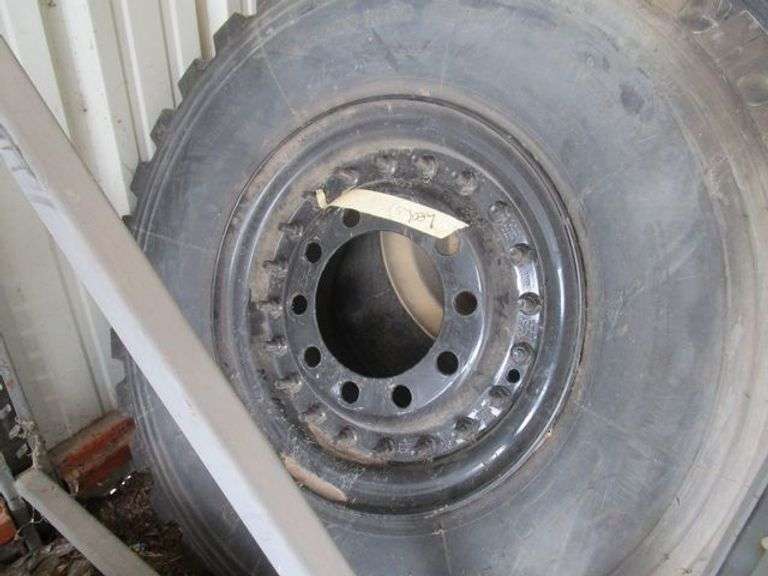 (5) HEAVY DUTY TRUCK/MILITARY WHEELS AND TIRES - 395/85 R20 - Rosen Systems