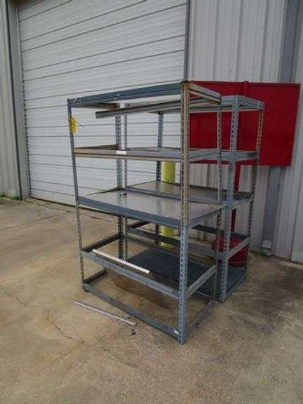 LOT, (1) HEAVY DUTY STEEL PORTABLE RACK, (1) METAL RACK AND (2) LIGHT ...
