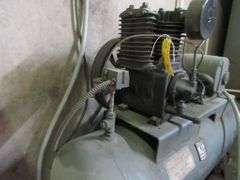 AIR COMPRESSOR, TEXAS WELDING, 5 HP, HORIZONTAL TANK MOUNTED, HARD ...