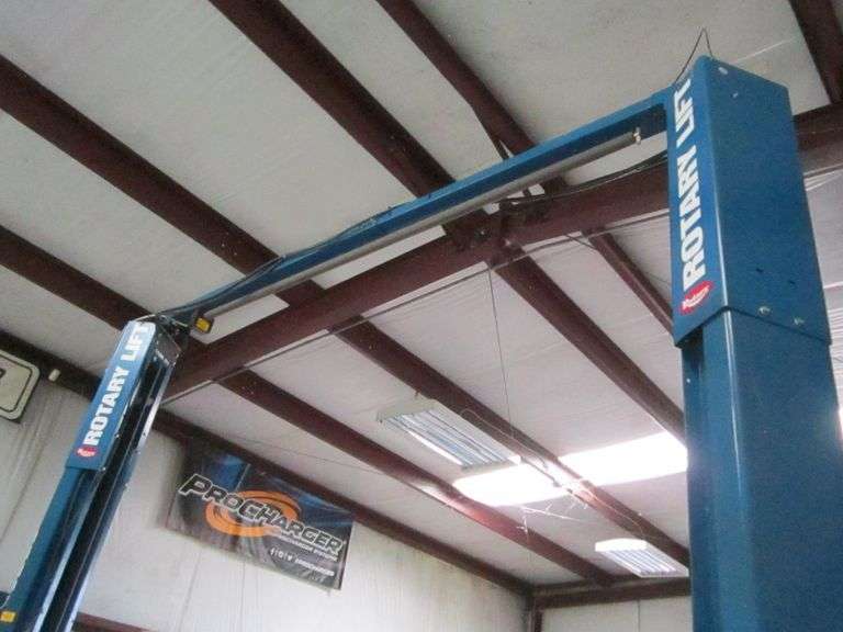 ROTARY 2-POST AUTOMOTIVE LIFT, MDL SPOA1ON700, 10,000-LB CAPACITY WITH ...