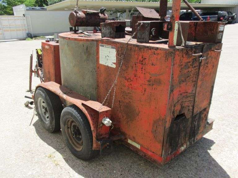 14' ASPHALT/TAR TRAILER WITH MDL E-Z POUR MELTER/APPLICATOR, 200-GALLON ...