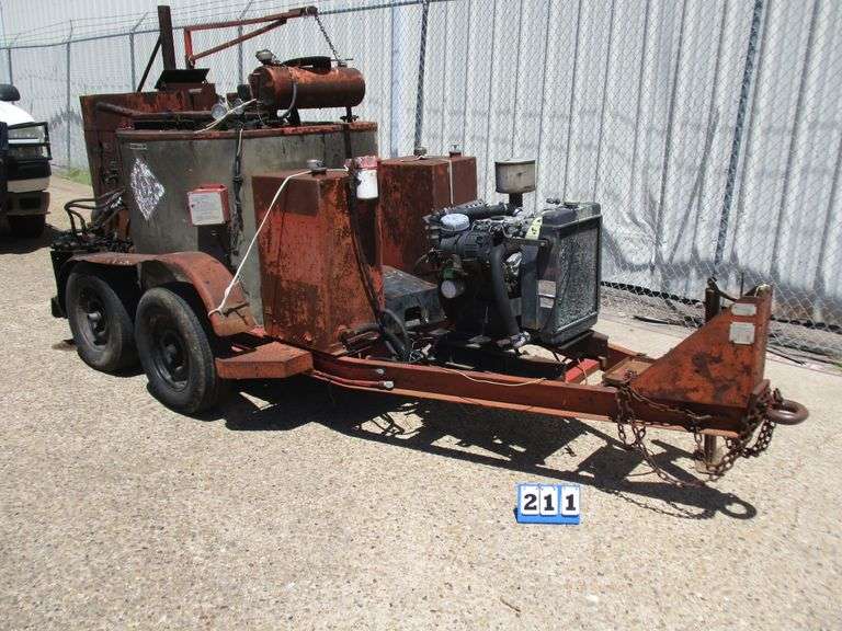14' ASPHALT/TAR TRAILER WITH MDL E-Z POUR MELTER/APPLICATOR, 200-GALLON ...
