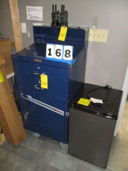 ULINE SHIPPING DESK, HISENSE MINI FRIDGE AD (4) COBRA WALKIE TALKIES ...