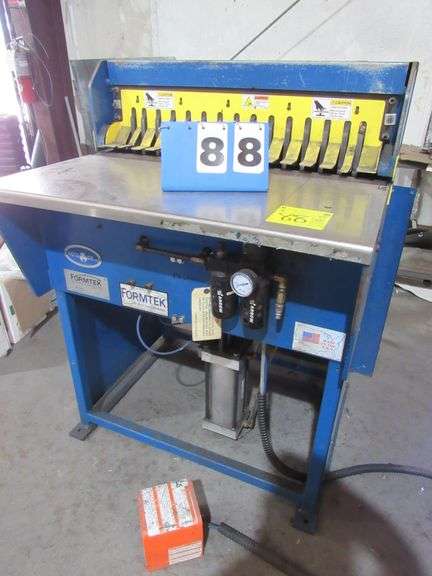 (1) CLEAT BENDER, ROTO DIE, MDL CB30, S/N R11978, PNEUMATIC - Rosen Systems