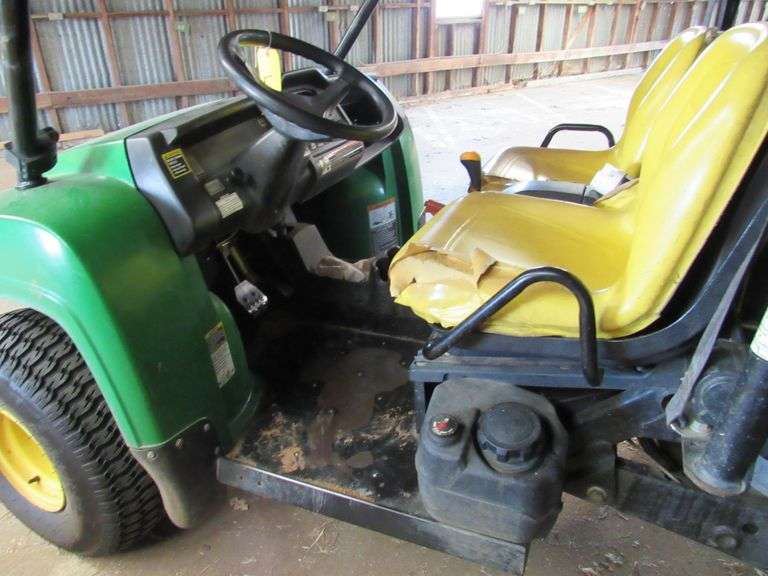 JOHN DEERE GATOR, HOUR METER SHOWS 2233, STARTS & RUNS, WINDSHIELD IN ...