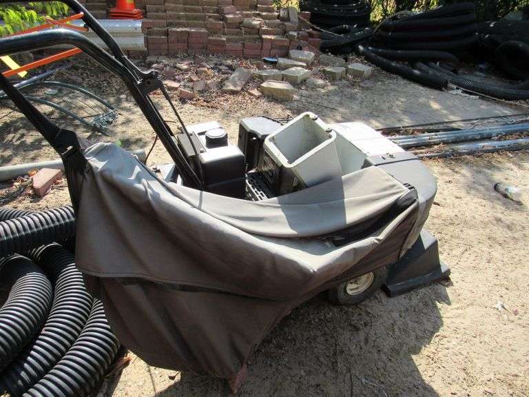 ECHO CSV85 CHIPPER, SHREDDER, VACUUM, 8-HP **Located in the Maintenance Areas** - Rosen Systems