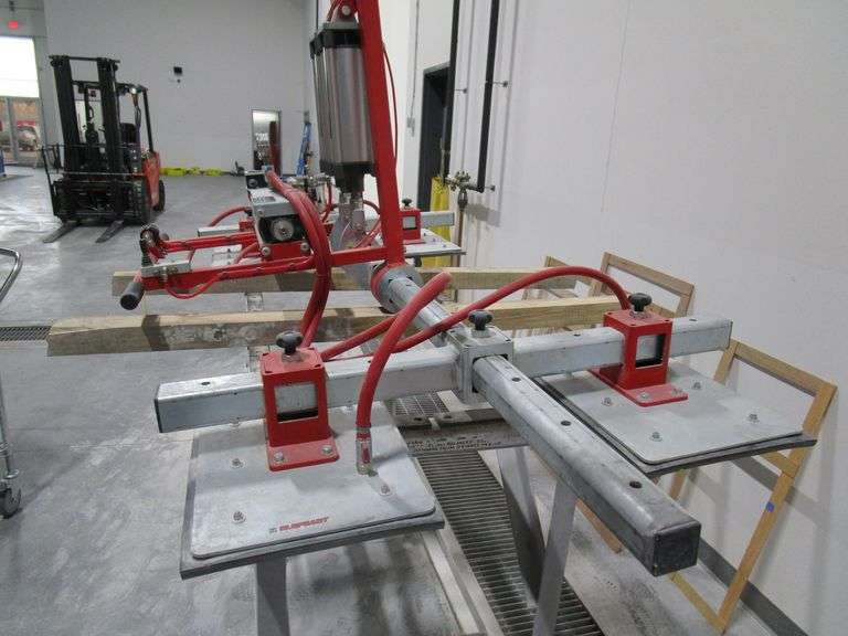 ELEPHANT VACUUM LIFTER MDL LM4RPCM, S/N 71595, 1,000-LB. CAPACITY, MFG ...