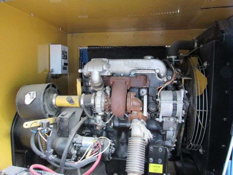 GENERATOR ON TRAILER, ELLIOT MAGNETEK POWER SYSTEM, MODEL NO. TDR500, S ...