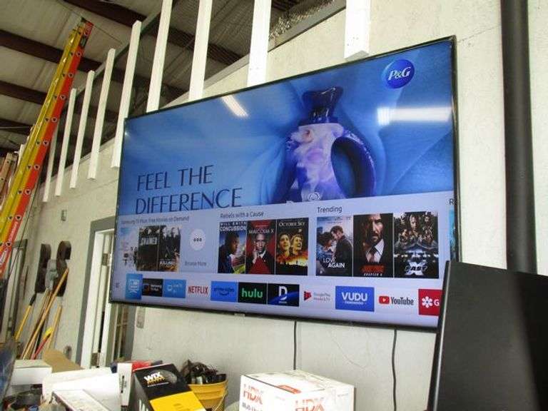 SAMSUNG APPROX. 60" FLAT SCREEN TV WITH MOUNT AND REMOTE *NOTED AS ...
