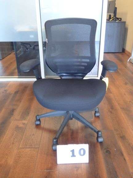 FABRIQUE PAR BOLISS ROLLING CHAIR W/ MESH BACK - Rosen Systems