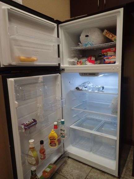 INSIGNIA STAINLESS STEEL REFRIGERATOR MODEL NS-RTM18SS7 - Rosen Systems