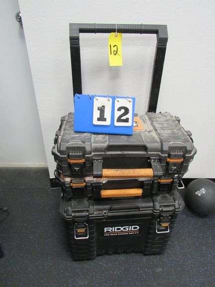 (1) RIDGID PRO GEAR SYSTEM GEN 20, PORTABLE TOOL BOX - STACKABLE WITH ...