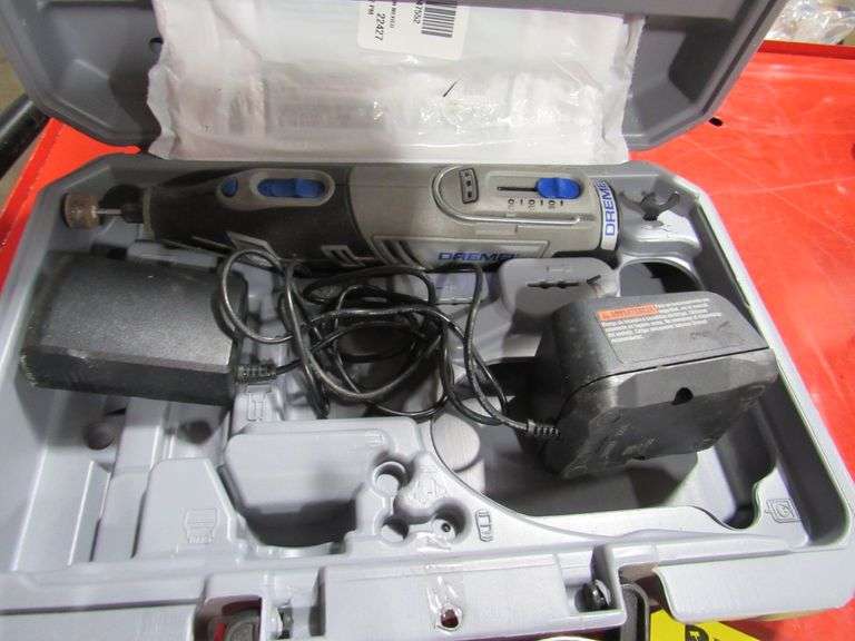 LOT ON TOP OF TOOL BOX, INCLUDES DREMEL TOOL, (2) HART CORDLESS DRILLS ...