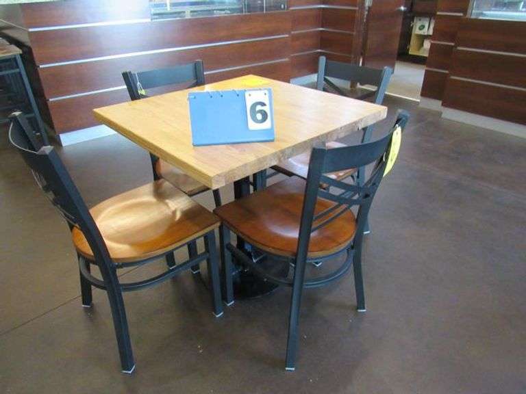 RESTAURANT STYLE TABLE, 30" X 30" WITH METAL BASE AND (4) MATCHING ...